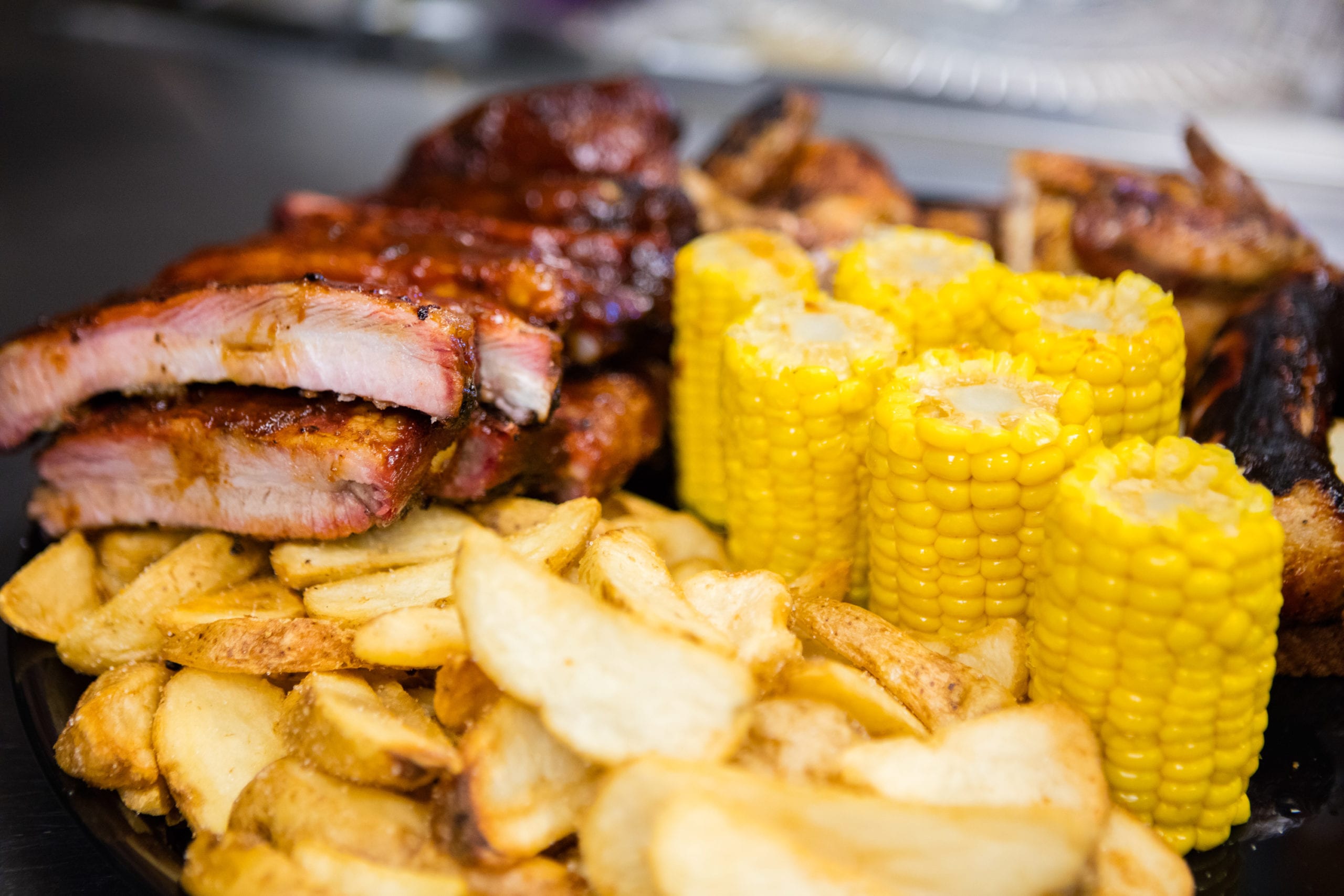 Famous Dave’s Popular Menu Drives BBQ Franchise Opportunities